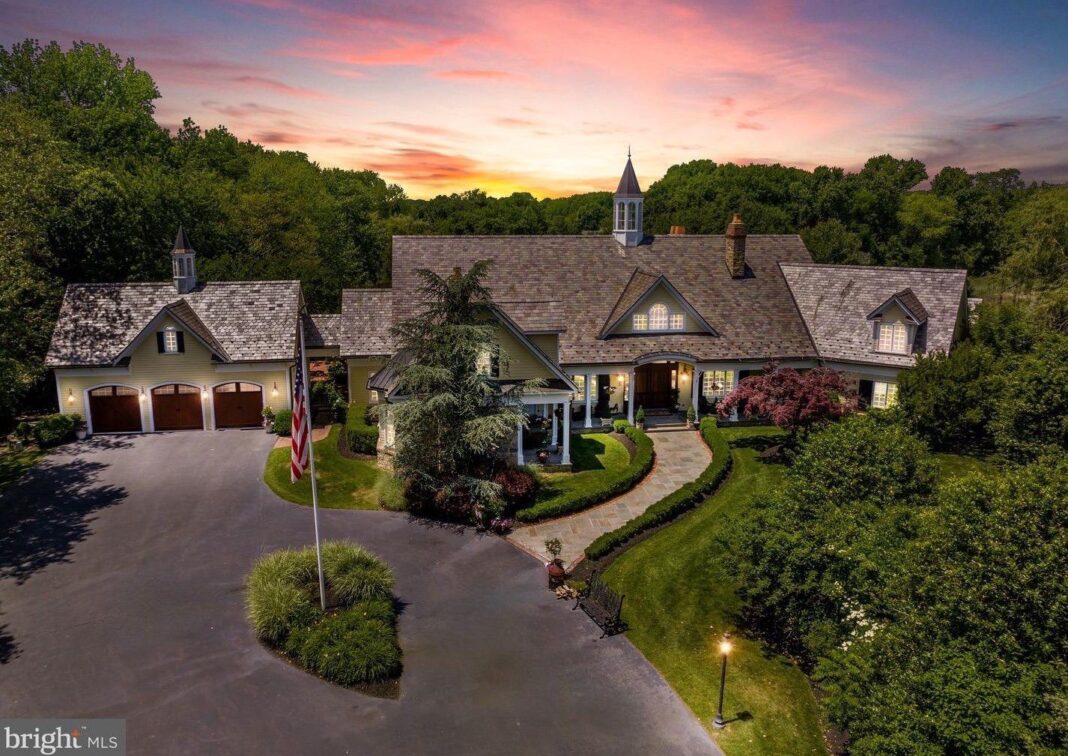 Cooking Up a Sale: Inside the Lavish New Jersey Mansion of Celebrity ...