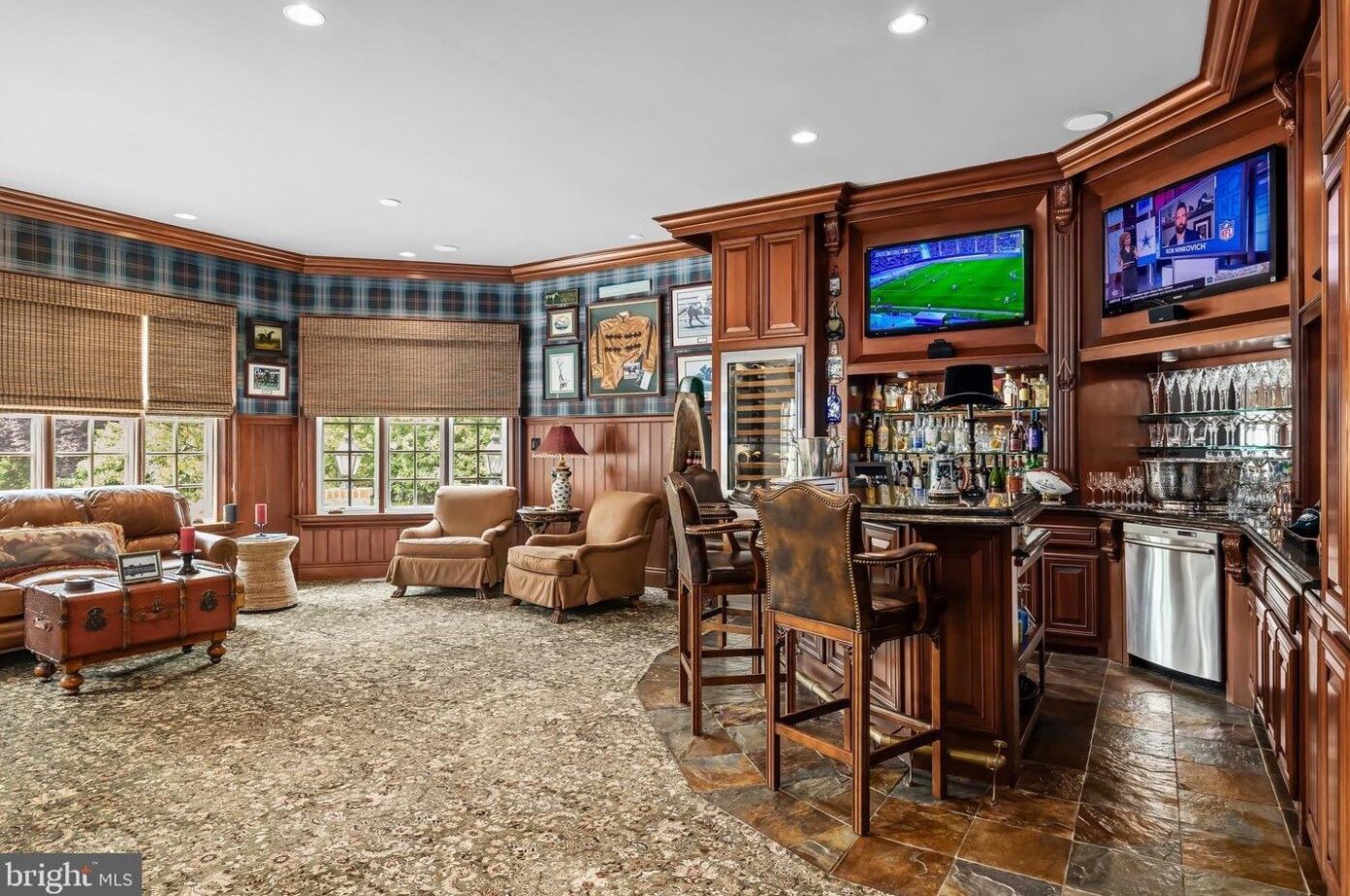 Cooking Up a Sale: Inside the Lavish New Jersey Mansion of Celebrity ...