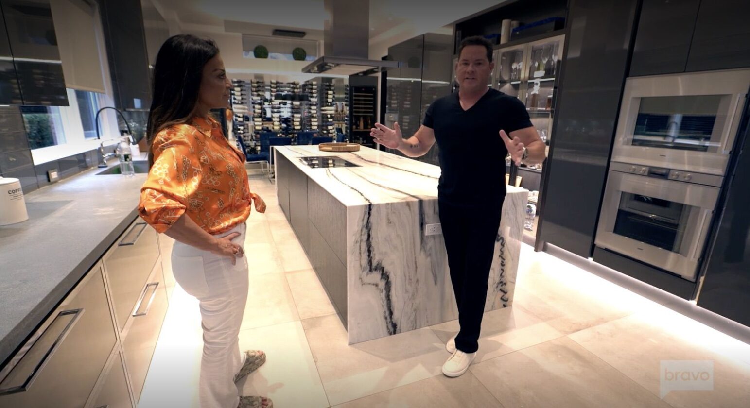 A Peek at the Edgewater Home of Real Housewife of New Jersey's Dolores ...