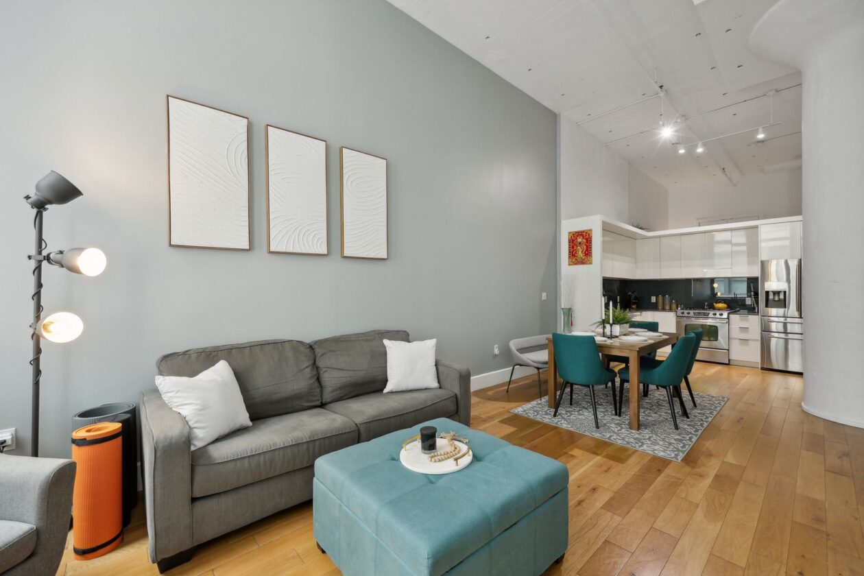 This Stylish Jersey City Loft Features a Flexible Layout and 14-Foot ...