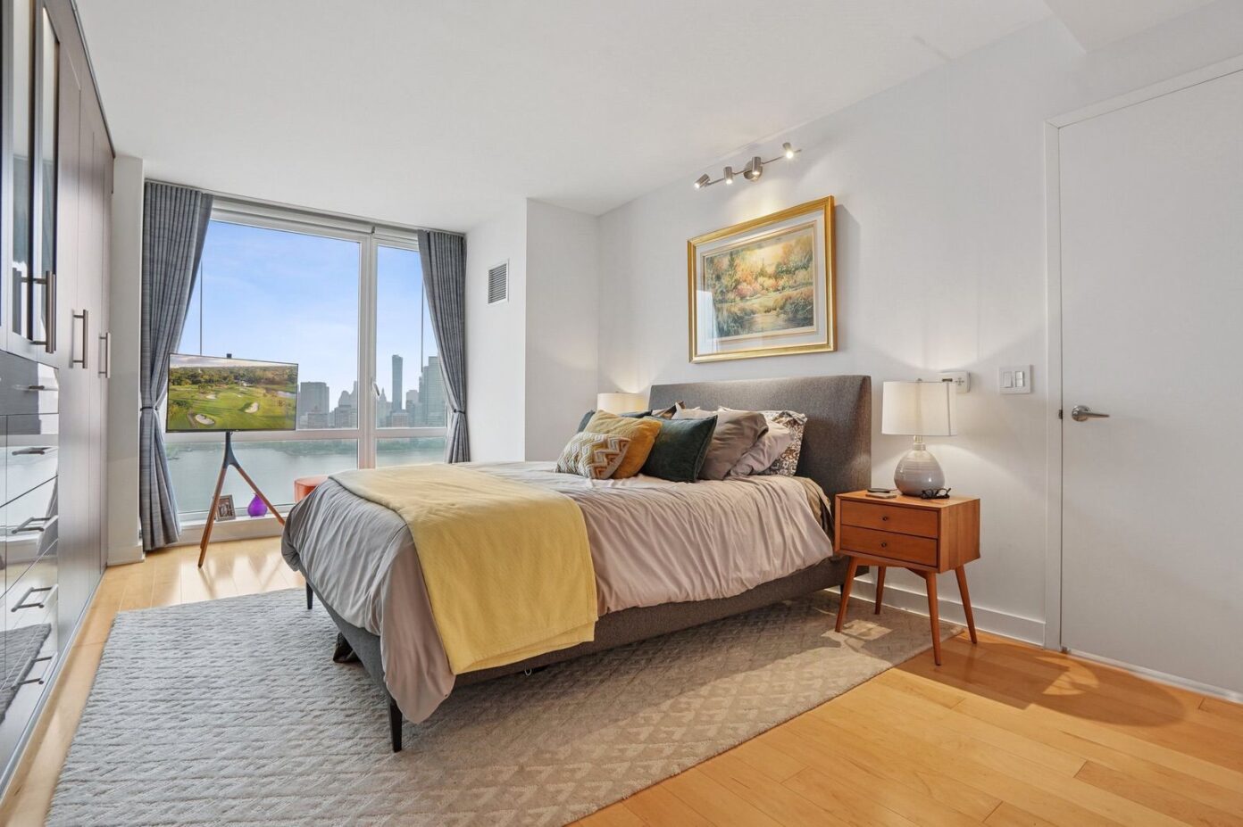 Team Moza Lists New Crystal Point Condo Following Recent Record-Setting ...