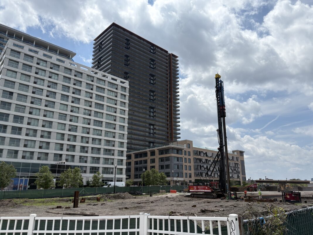 LeFrak Begins Work on 530-Unit High-Rise in Jersey City | Jersey Digs