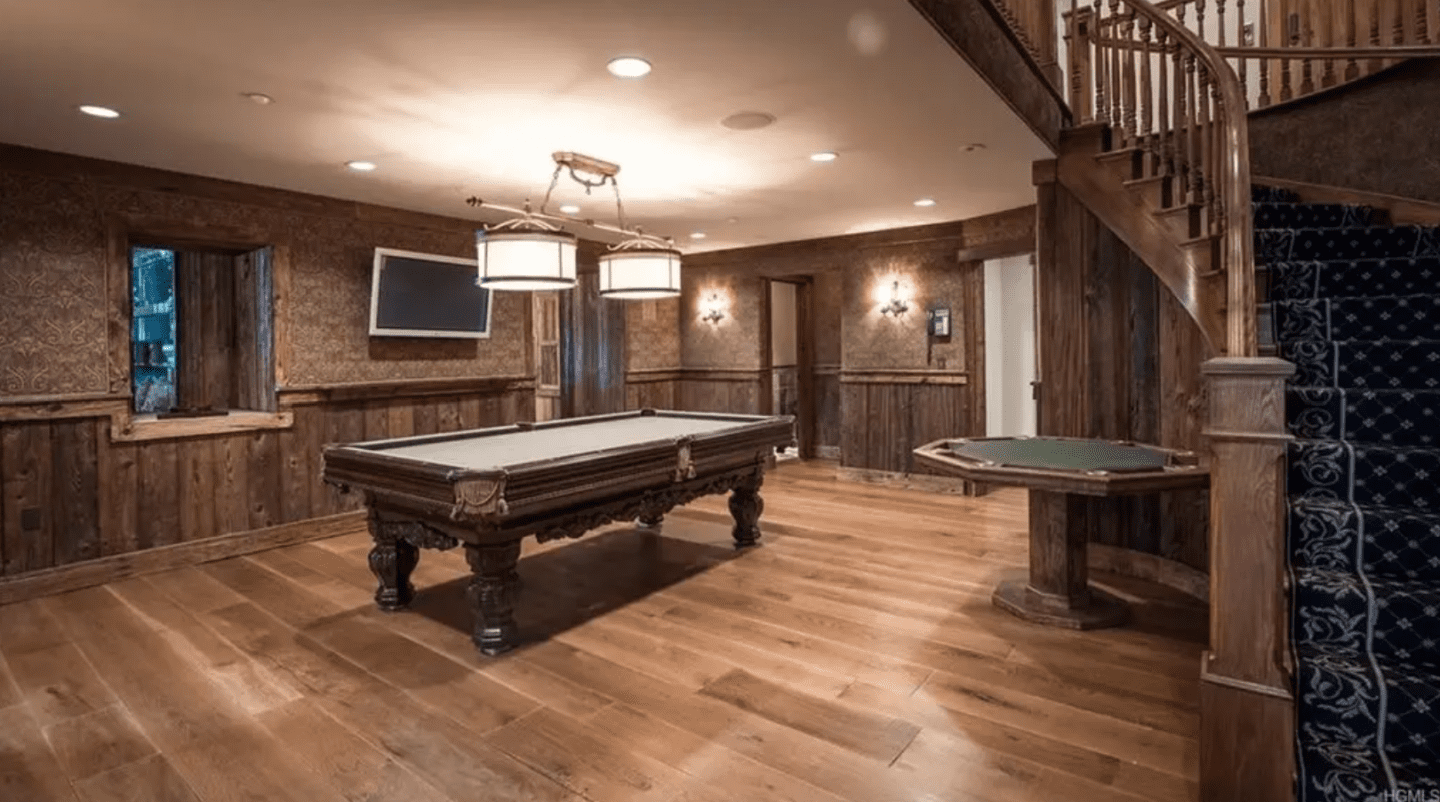 A Look Back at Derek Jeter’s Lakefront Estate: Sold in 2024 | Jersey Digs